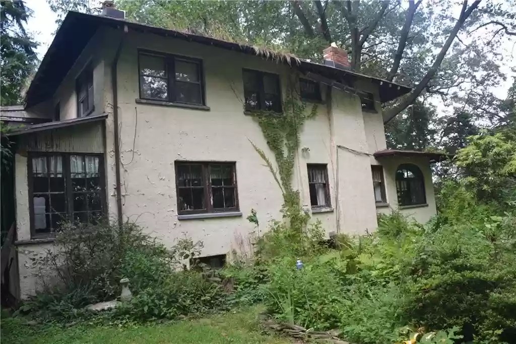 3102 Glenwood Park Ave :: The Ehler Benedict-Miller House
