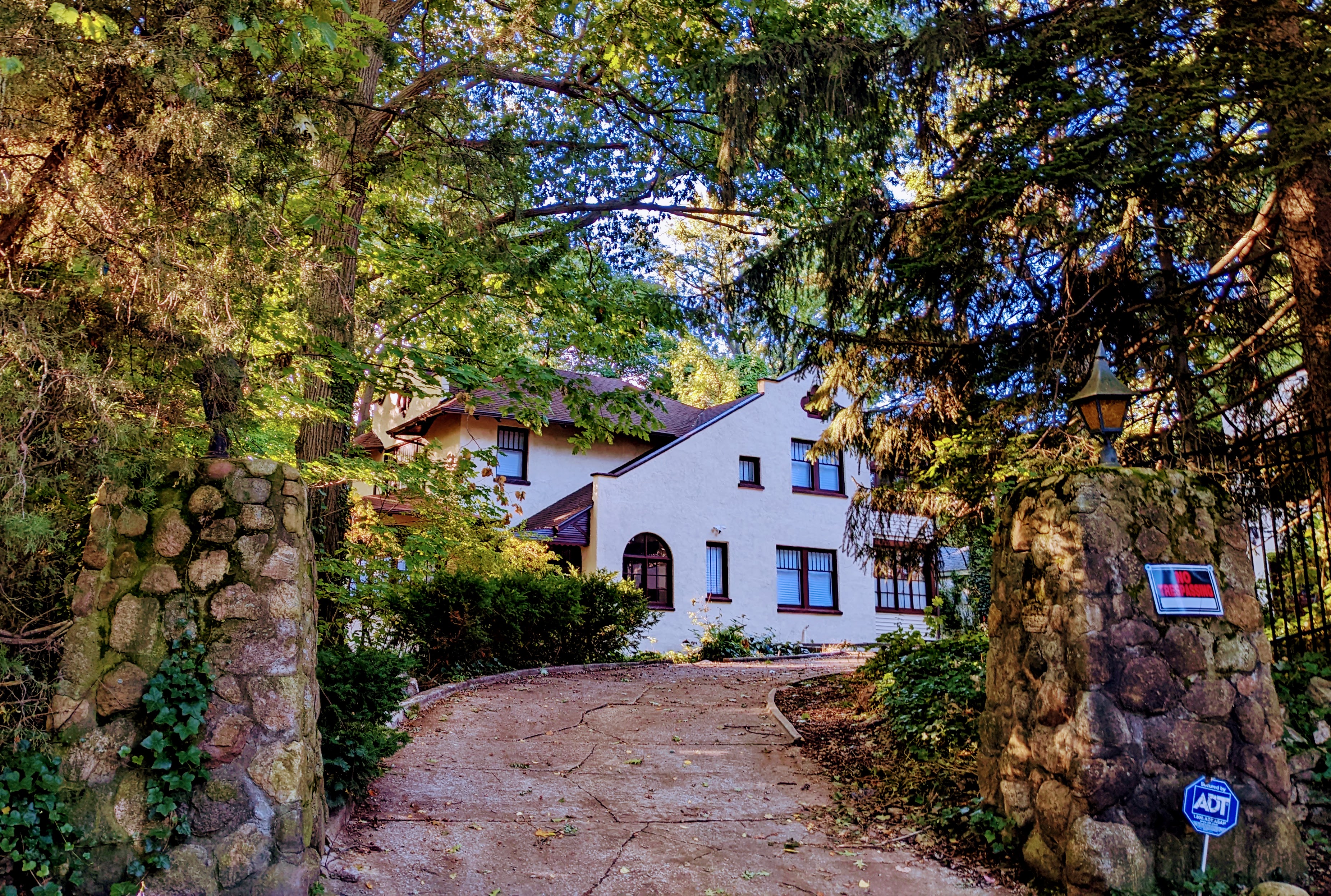 3102 Glenwood Park Ave :: The Ehler Benedict-Miller House